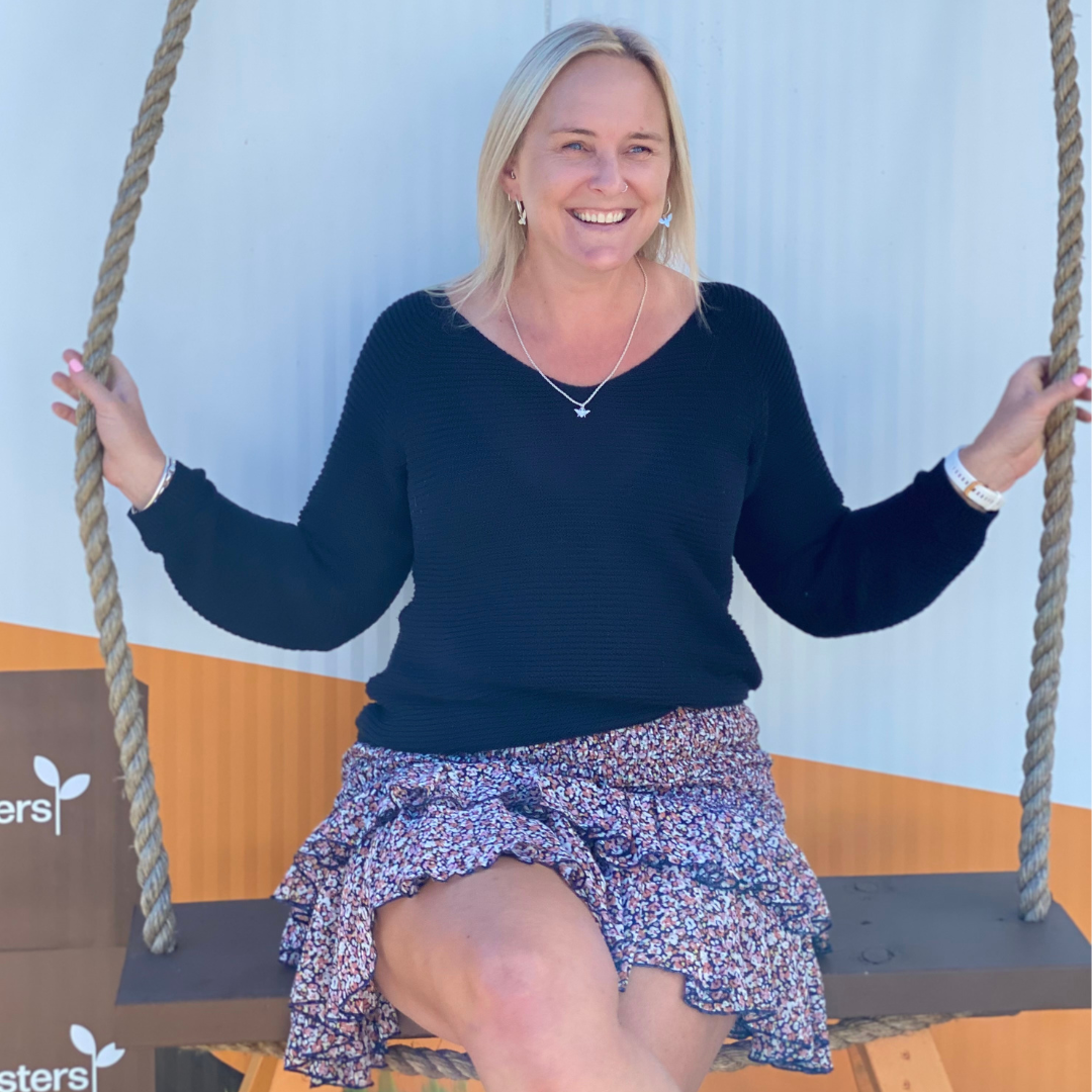 Meet the team: Lisa (the one that holds us together) – Chia Sisters